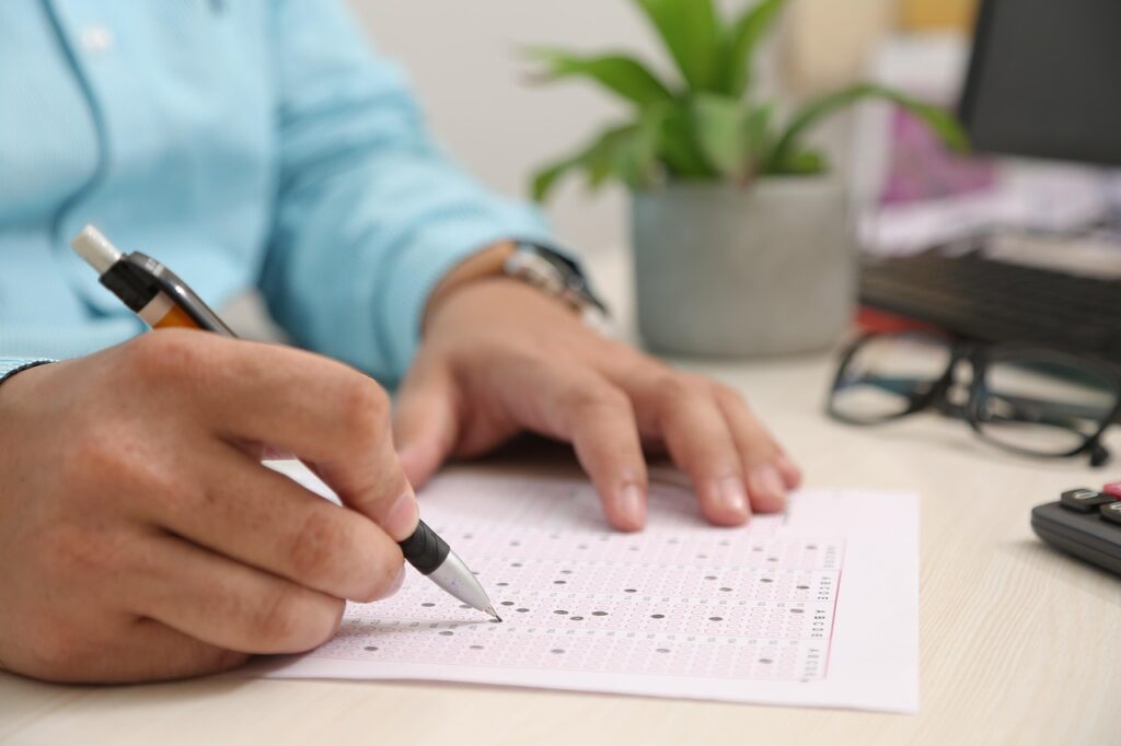 Crafting Effective Multiple Choice Questions | Online Teaching Crafting Effective Multiple Choice Questions | Online Teaching