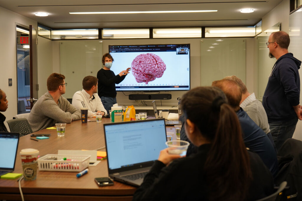 Virtual Reality Tool Transforms Concussion Course | Online Teaching